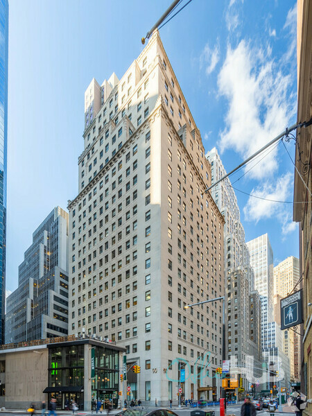 Office Space for Rent at FiDi 90 Broad Street | Office Hub