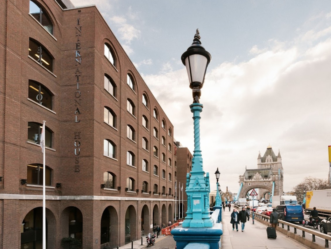 22 Person Private Office @ 1 St. Katharine's Way, London, E1W 1UN ...