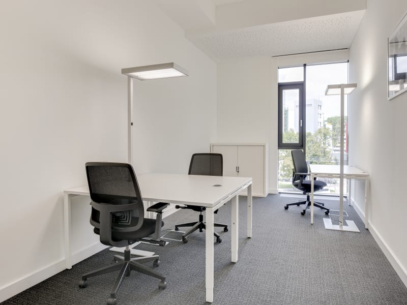 50 Person Private Office at Main Gt Rd Redmarker Systemsnear Amazon ...