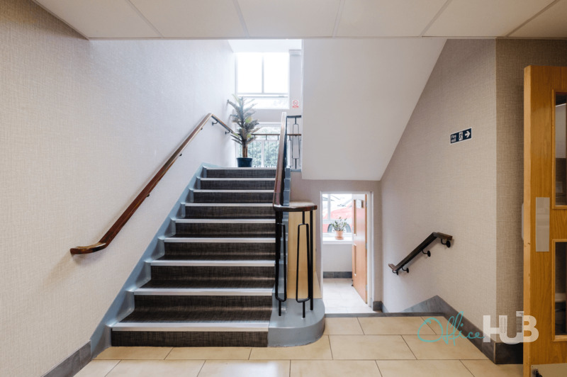 25 Person Private Office @ 120 Bunns Lane, Greater London, England, NW7 ...